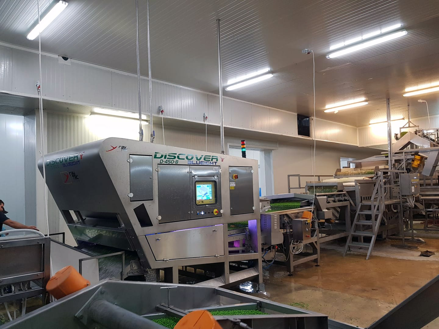 Discovery optical sorter for big capacities by Raytec Vision